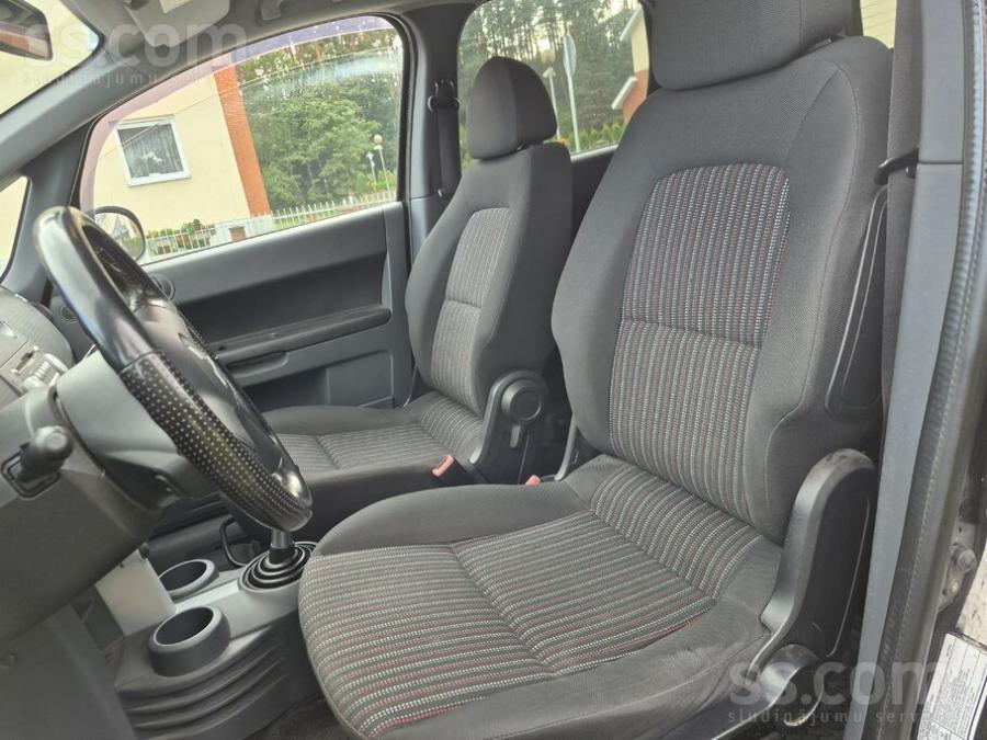 Black Mitsubishi Colt 2011 in Riga, with an engine capacity of 1.50 L and mileage of 206 thousand km for 2700 €, photo 11 on AUTOMOTO.COM.LV