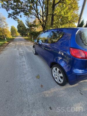Zils Mitsubishi Colt 2006 Jelgava, ar dzinēja tilpumu 1.30 L un nobraukumu 197 tūkst. km par 1350 €, foto 5 vietnē AUTOMOTO.COM.LV