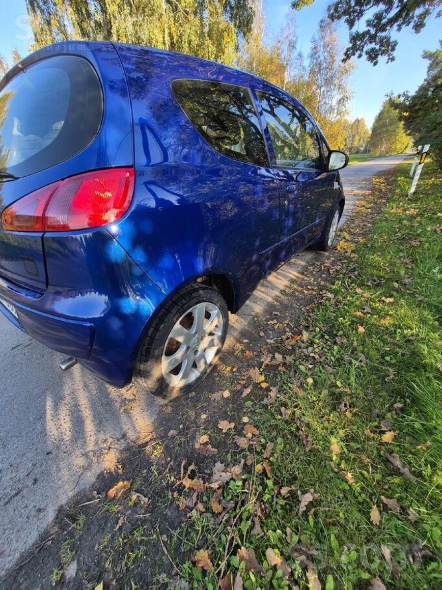 Zils Mitsubishi Colt 2006 Jelgava, ar dzinēja tilpumu 1.30 L un nobraukumu 197 tūkst. km par 1350 €, foto 12 vietnē AUTOMOTO.COM.LV