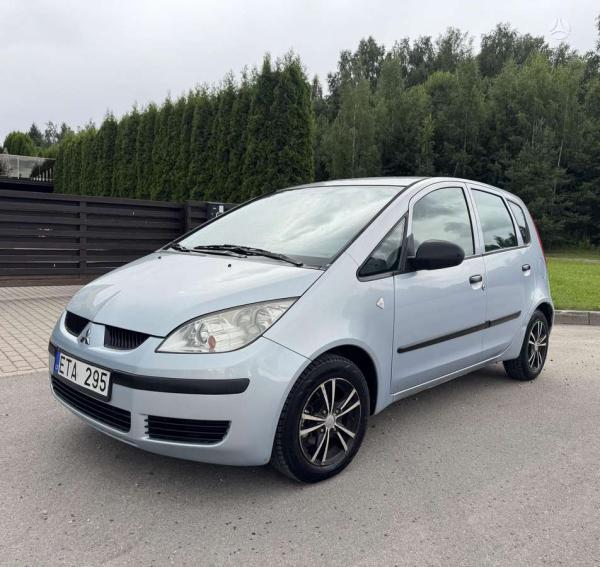 Zils Mitsubishi Colt 2004 Viļņa, ar dzinēja tilpumu 1.50 L un nobraukumu 136 tūkst. km par 2150 €, foto 1 vietnē AUTOMOTO.COM.LV