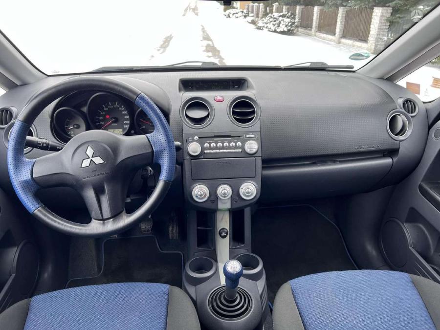 Zils Mitsubishi Colt 2006 Marijampole, ar dzinēja tilpumu 1.49 L un nobraukumu 192 tūkst. km par 2100 €, foto 9 vietnē AUTOMOTO.COM.LV