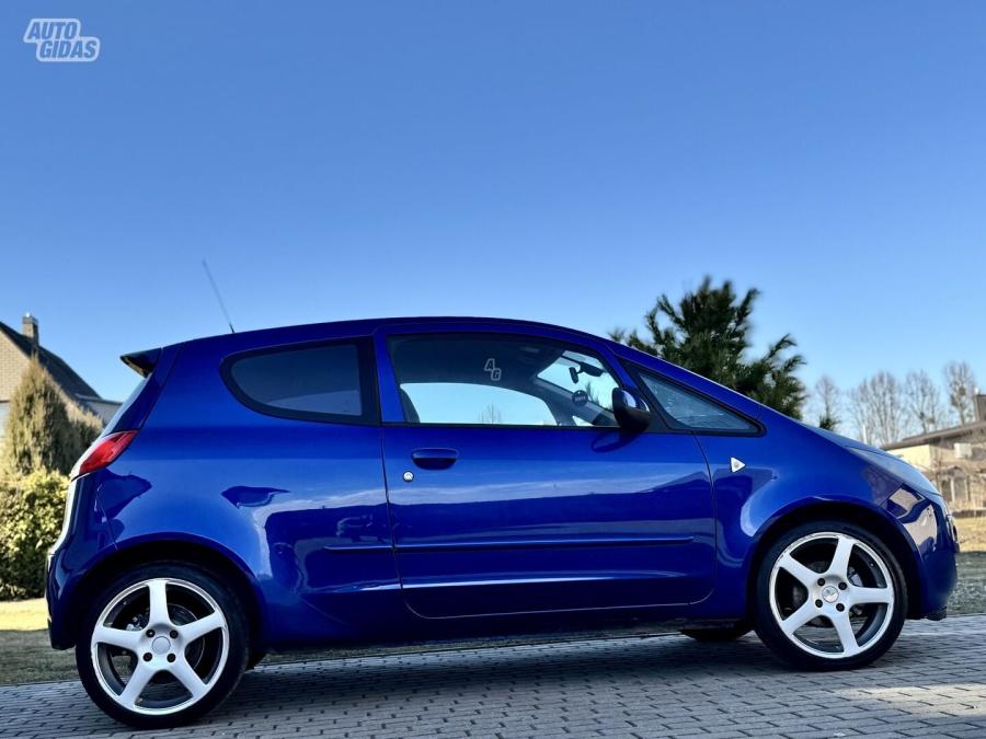 Blue Mitsubishi Colt 2006 in Kaunas, with an engine capacity of 1.30 L and mileage of 193 thousand km for 2650 €, photo 1 on AUTOMOTO.COM.LV