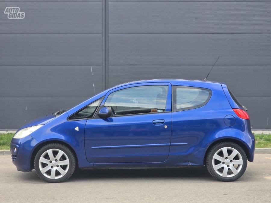 Blue Mitsubishi Colt 2006 in Vilnius, with an engine capacity of 1.30 L and mileage of 131 thousand km for 1000 €, photo 4 on AUTOMOTO.COM.LV