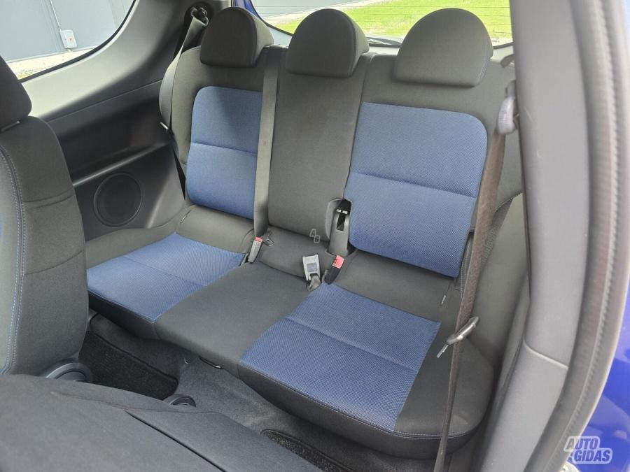 Blue Mitsubishi Colt 2006 in Vilnius, with an engine capacity of 1.30 L and mileage of 131 thousand km for 1000 €, photo 12 on AUTOMOTO.COM.LV