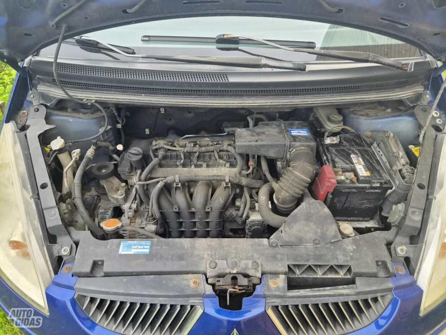 Blue Mitsubishi Colt 2006 in Prienai, with an engine capacity of 1.30 L and mileage of 313 thousand km for 1250 €, photo 5 on AUTOMOTO.COM.LV