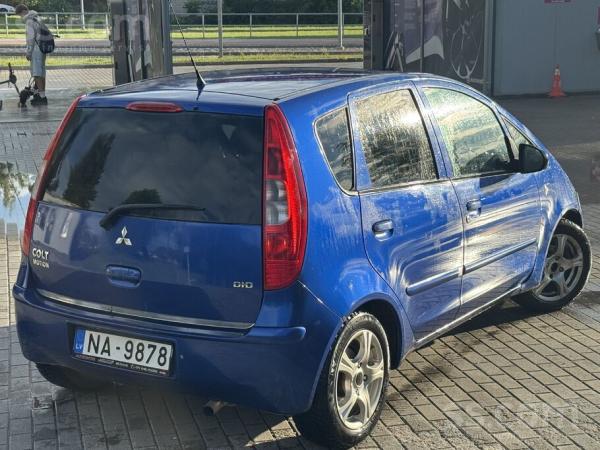 Zils Mitsubishi Colt 2006 Rēzekne, ar dzinēja tilpumu 1.50 L un nobraukumu 296 tūkst. km par 890 €, foto 3 vietnē AUTOMOTO.COM.LV