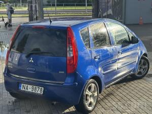 Blue Mitsubishi Colt 2006 in Rezekne, with an engine capacity of 1.50 L and mileage of 296 thousand km for 890 €, photo 4 on AUTOMOTO.COM.LV