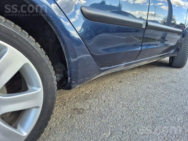 Zils Mitsubishi Colt 2006 Jelgava, ar dzinēja tilpumu 1.50 L un nobraukumu 211 tūkst. km par 1650 €, foto 8 vietnē AUTOMOTO.COM.LV