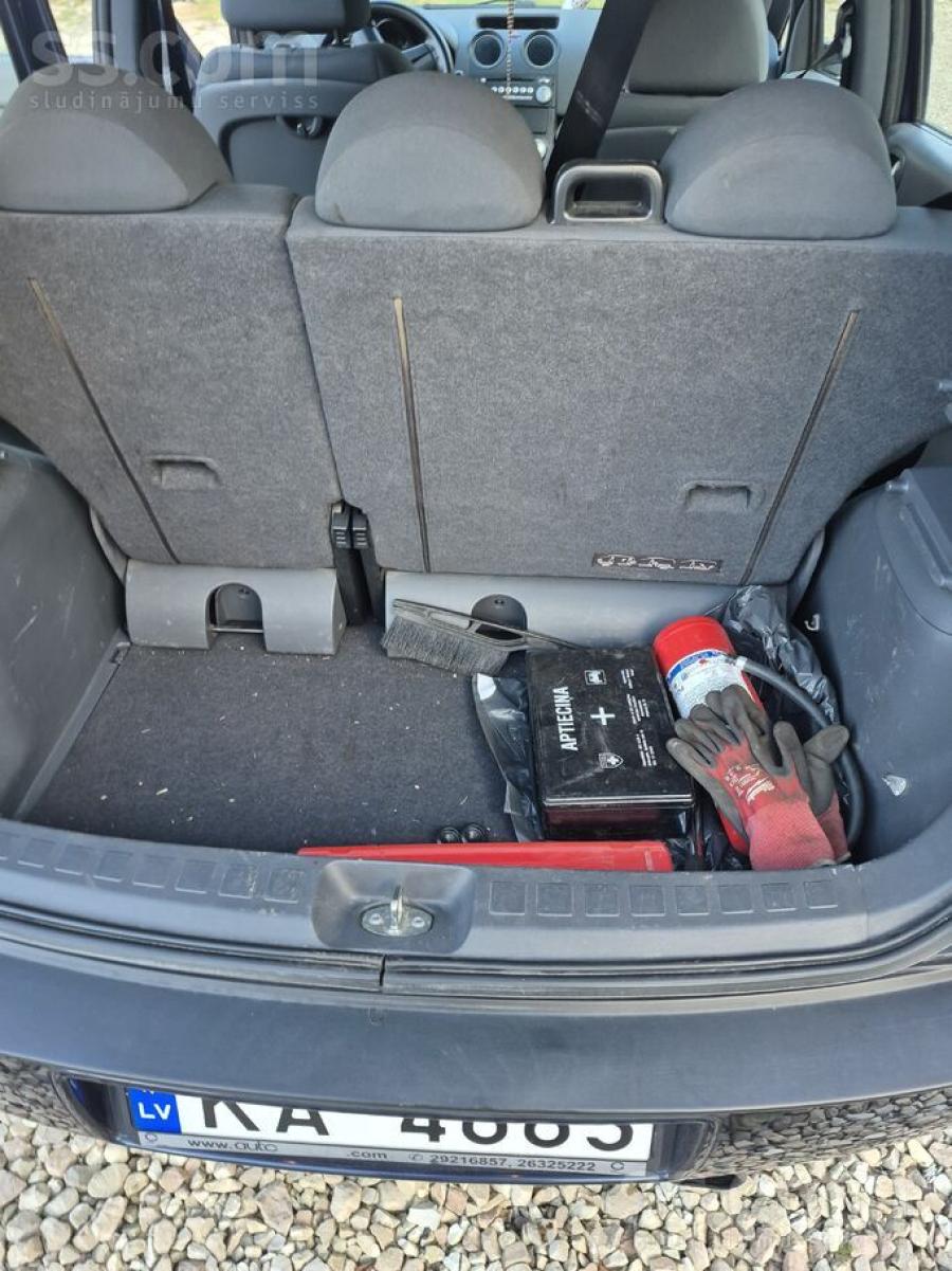 Blue Mitsubishi Colt 2006 in Jelgava, with an engine capacity of 1.50 L and mileage of 211 thousand km for 1650 €, photo 16 on AUTOMOTO.COM.LV