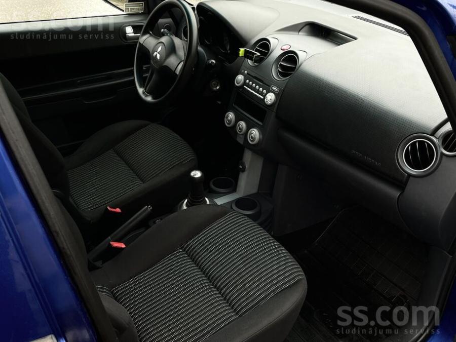 Zils Mitsubishi Colt 2007 Rīga, ar dzinēja tilpumu 1.30 L un nobraukumu 143 tūkst. km par 1400 €, foto 4 vietnē AUTOMOTO.COM.LV