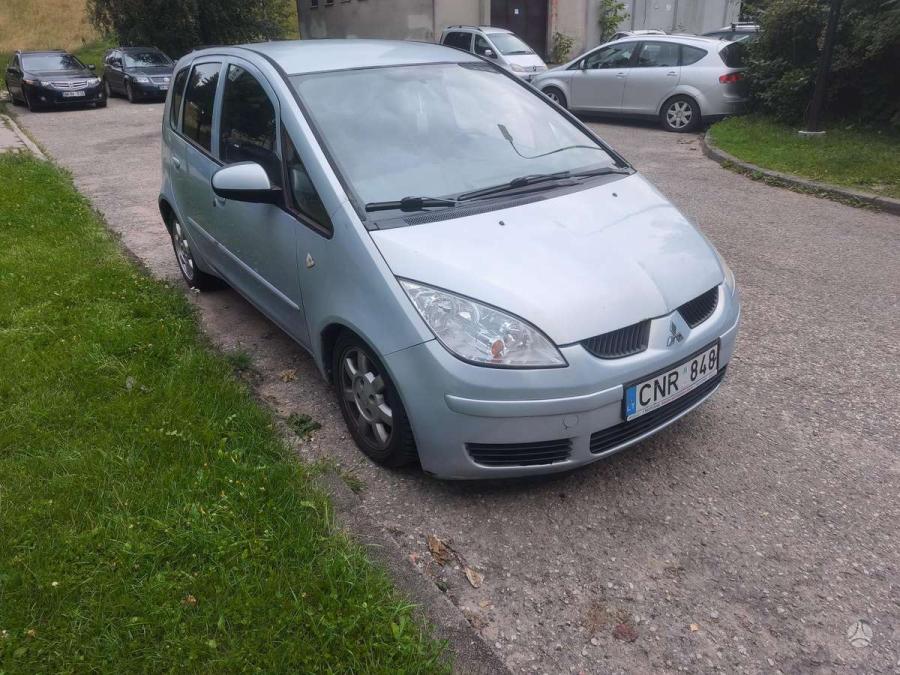 Zils Mitsubishi Colt 2007 Viļņa, ar dzinēja tilpumu 1.33 L un nobraukumu 76 tūkst. km par 1000 €, foto 3 vietnē AUTOMOTO.COM.LV