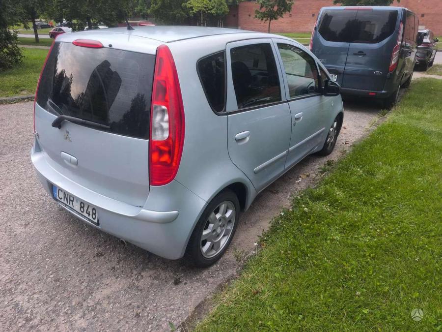 Zils Mitsubishi Colt 2007 Viļņa, ar dzinēja tilpumu 1.33 L un nobraukumu 76 tūkst. km par 1000 €, foto 5 vietnē AUTOMOTO.COM.LV