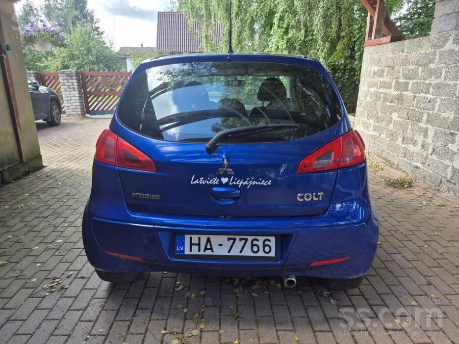 Zils Mitsubishi Colt 2008 Rīga, ar dzinēja tilpumu 1.30 L un nobraukumu 201 tūkst. km par 1600 €, foto 1 vietnē AUTOMOTO.COM.LV