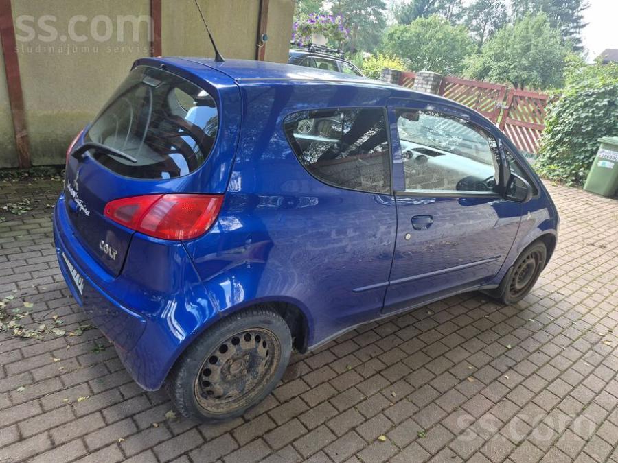 Zils Mitsubishi Colt 2008 Rīga, ar dzinēja tilpumu 1.30 L un nobraukumu 201 tūkst. km par 1600 €, foto 3 vietnē AUTOMOTO.COM.LV