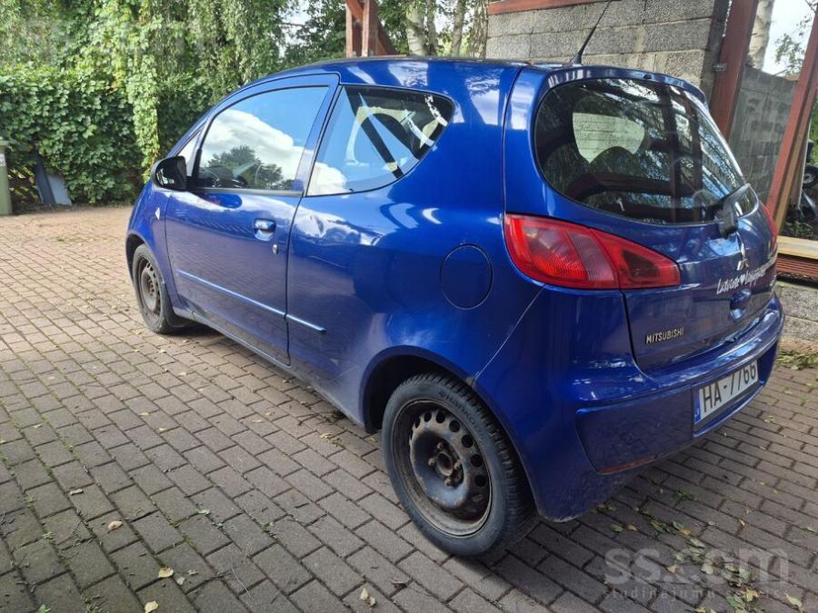 Zils Mitsubishi Colt 2008 Rīga, ar dzinēja tilpumu 1.30 L un nobraukumu 201 tūkst. km par 1600 €, foto 5 vietnē AUTOMOTO.COM.LV