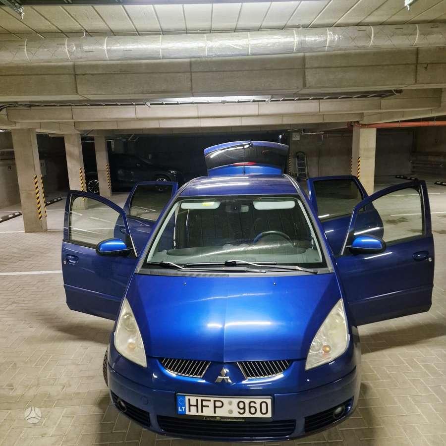 Blue Mitsubishi Colt 2006 in Siauliai, with an engine capacity of 1.33 L and mileage of 144 thousand km for 1450 €, photo 5 on AUTOMOTO.COM.LV