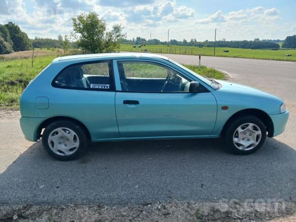 Zils Mitsubishi Colt 1997 Cēsis, ar dzinēja tilpumu 1.30 L un nobraukumu 244 tūkst. km par 700 €, foto 3 vietnē AUTOMOTO.COM.LV