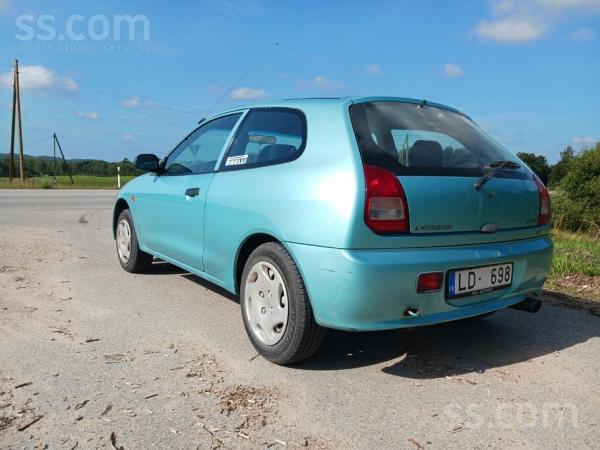 Zils Mitsubishi Colt 1997 Cēsis, ar dzinēja tilpumu 1.30 L un nobraukumu 244 tūkst. km par 700 €, foto 4 vietnē AUTOMOTO.COM.LV