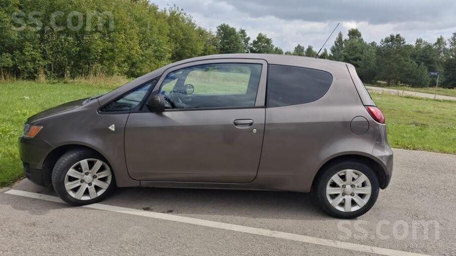 Brūns Mitsubishi Colt 2012 Daugavpils, ar dzinēja tilpumu 1.10 L un nobraukumu 192 tūkst. km par 3200 €, foto 4 vietnē AUTOMOTO.COM.LV