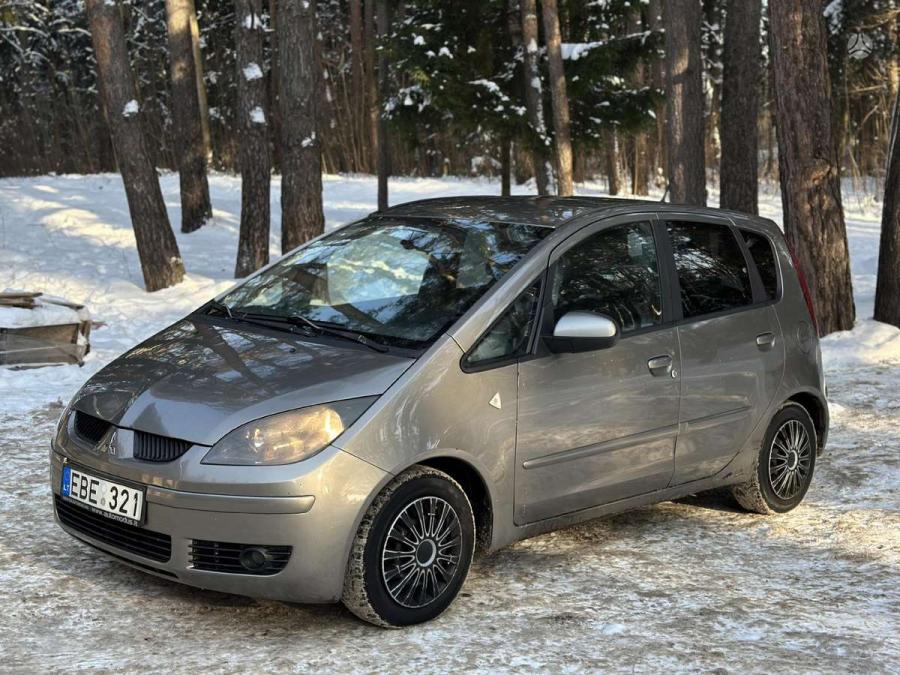 Brown Mitsubishi Colt 2008 in Vilnius, with an engine capacity of 1.33 L and mileage of 152 thousand km for 1400 €, photo 1 on AUTOMOTO.COM.LV