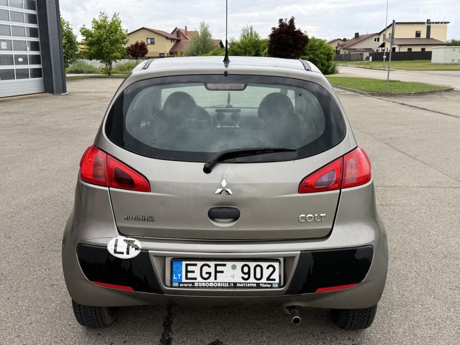 Brown Mitsubishi Colt 2009 in Panevezys, with an engine capacity of 1.30 L and mileage of 90 thousand km for 330 €, photo 8 on AUTOMOTO.COM.LV