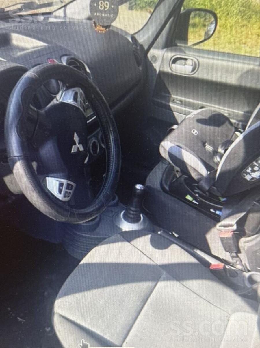 Brūns Mitsubishi Colt 2011 Rīga, ar dzinēja tilpumu 1.30 L un nobraukumu 222 tūkst. km par 2400 €, foto 6 vietnē AUTOMOTO.COM.LV