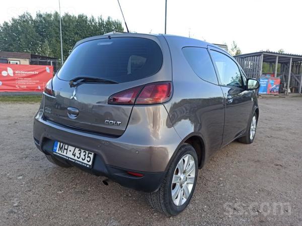 Brown Mitsubishi Colt 2012 in Daugavpils, with an engine capacity of 1.10 L and mileage of 0 thousand km for 2380 €, photo 8 on AUTOMOTO.COM.LV