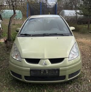 Zaļš Mitsubishi Colt 2005 Rēzekne, ar dzinēja tilpumu 1.30 L un nobraukumu 133 tūkst. km par 450 €, foto 4 vietnē AUTOMOTO.COM.LV