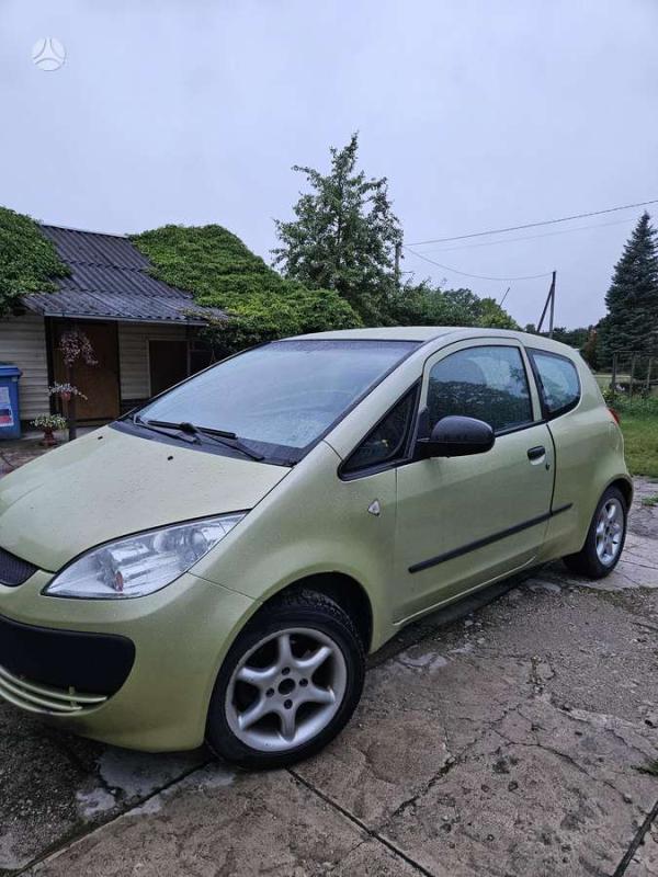Zaļš Mitsubishi Colt 2005 Viļņa, ar dzinēja tilpumu 1.49 L un nobraukumu 318 tūkst. km par 1200 €, foto 7 vietnē AUTOMOTO.COM.LV