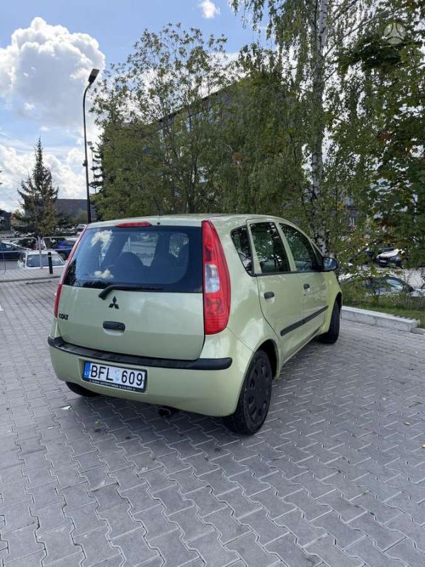 Zaļš Mitsubishi Colt 2005 Kauņa, ar dzinēja tilpumu 1.33 L un nobraukumu 159 tūkst. km par 599 €, foto 4 vietnē AUTOMOTO.COM.LV