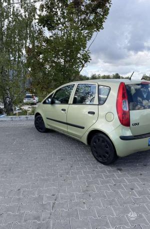 Zaļš Mitsubishi Colt 2005 Kauņa, ar dzinēja tilpumu 1.33 L un nobraukumu 159 tūkst. km par 599 €, foto 5 vietnē AUTOMOTO.COM.LV