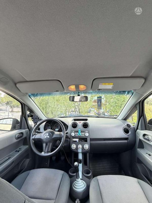 Zaļš Mitsubishi Colt 2005 Kauņa, ar dzinēja tilpumu 1.33 L un nobraukumu 159 tūkst. km par 599 €, foto 8 vietnē AUTOMOTO.COM.LV