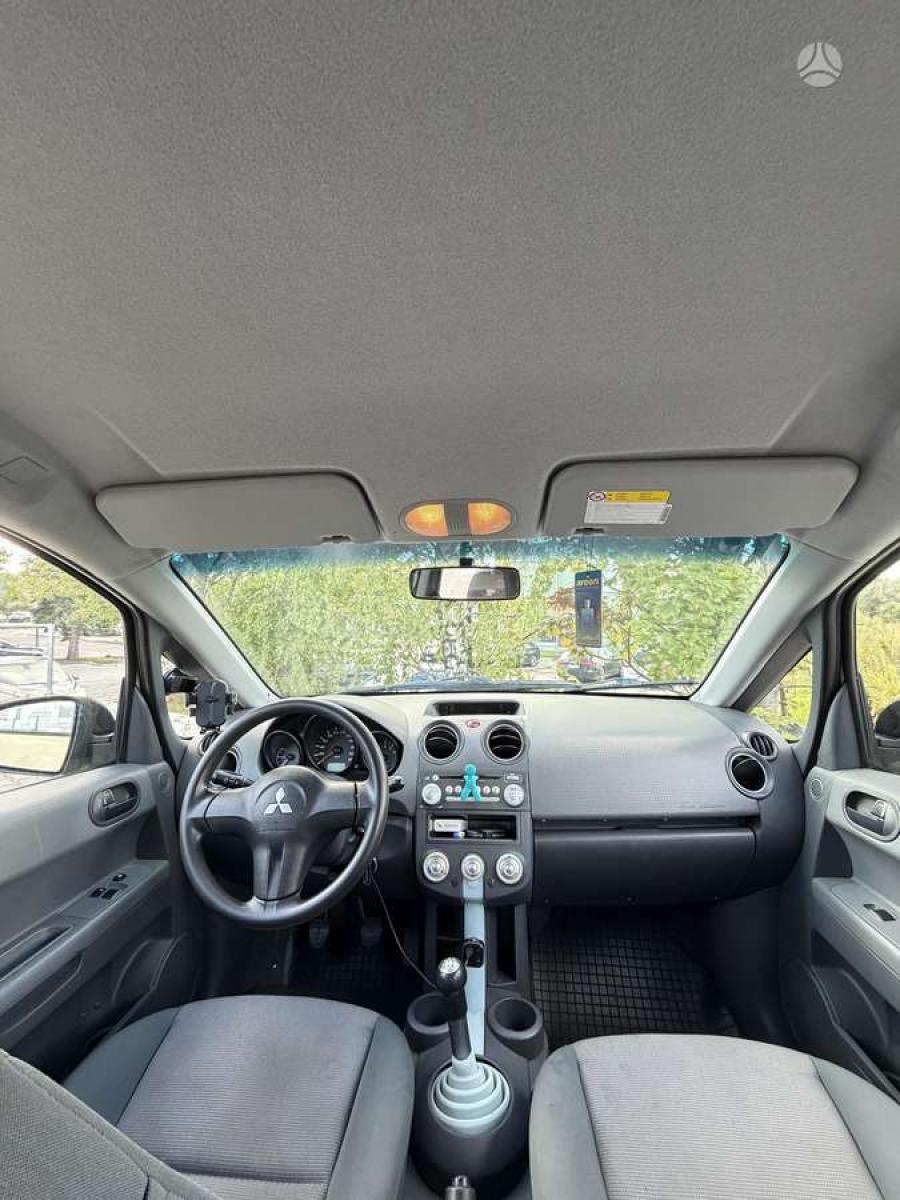 Zaļš Mitsubishi Colt 2005 Kauņa, ar dzinēja tilpumu 1.33 L un nobraukumu 159 tūkst. km par 599 €, foto 8 vietnē AUTOMOTO.COM.LV
