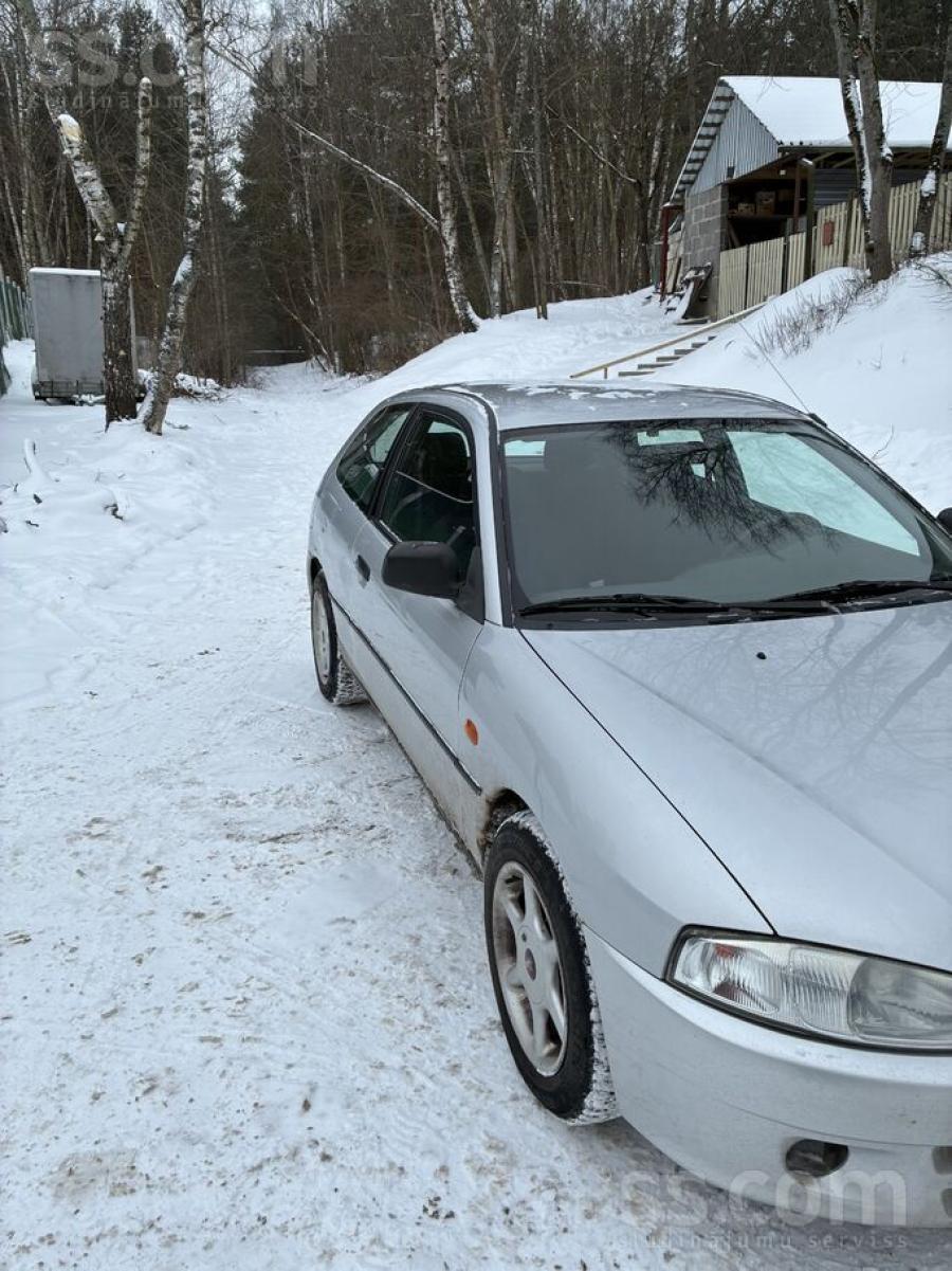 Grey Mitsubishi Colt 1999 in Riga, with an engine capacity of 1.60 L and mileage of 0 thousand km for 1050 €, photo 3 on AUTOMOTO.COM.LV