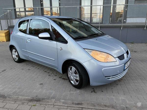 Pelēks Mitsubishi Colt 2005 Viļņa, ar dzinēja tilpumu 1.33 L un nobraukumu 213 tūkst. km par 1150 €, foto 2 vietnē AUTOMOTO.COM.LV