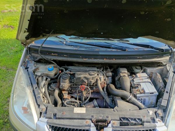 Pelēks Mitsubishi Colt 2005 Jēkabpils, ar dzinēja tilpumu 1.30 L un nobraukumu 219 tūkst. km par 900 €, foto 5 vietnē AUTOMOTO.COM.LV