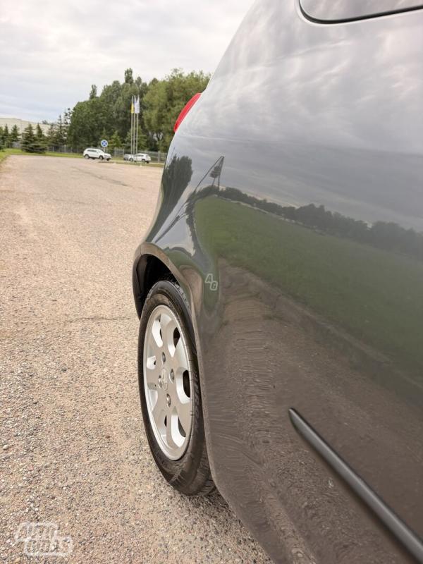 Pelēks Mitsubishi Colt 2005 Jonava, ar dzinēja tilpumu 1.10 L un nobraukumu 180 tūkst. km par 1399 €, foto 8 vietnē AUTOMOTO.COM.LV