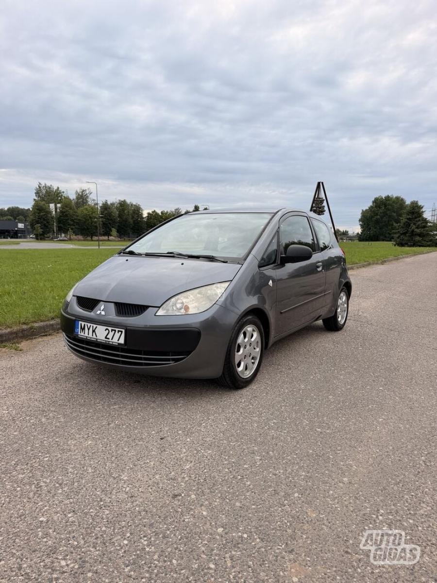 Grey Mitsubishi Colt 2005 in Jonava, with an engine capacity of 1.10 L and mileage of 180 thousand km for 1399 €, photo 1 on AUTOMOTO.COM.LV