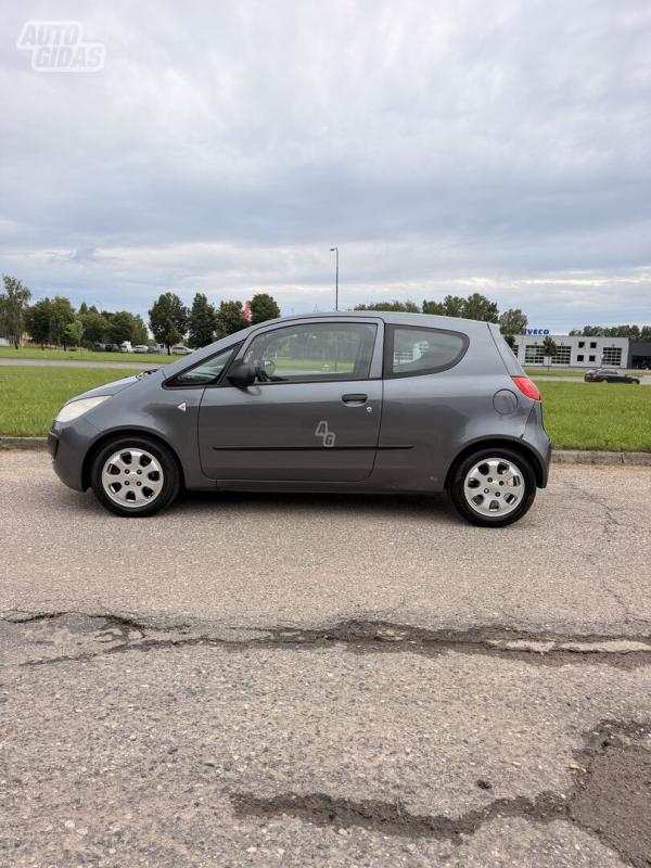 Pelēks Mitsubishi Colt 2005 Jonava, ar dzinēja tilpumu 1.10 L un nobraukumu 180 tūkst. km par 1399 €, foto 2 vietnē AUTOMOTO.COM.LV