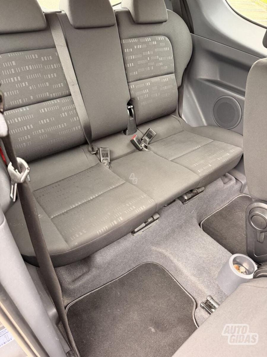 Grey Mitsubishi Colt 2005 in Jonava, with an engine capacity of 1.10 L and mileage of 180 thousand km for 1399 €, photo 17 on AUTOMOTO.COM.LV