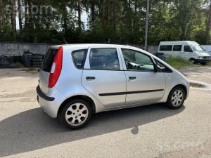 Grey Mitsubishi Colt 2005 in Riga, with an engine capacity of 1.30 L and mileage of 0 thousand km for 2150 €, photo 4 on AUTOMOTO.COM.LV