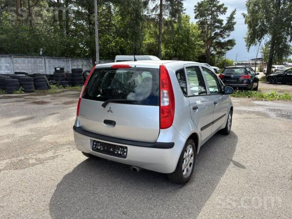Grey Mitsubishi Colt 2005 in Riga, with an engine capacity of 1.30 L and mileage of 0 thousand km for 2150 €, photo 4 on AUTOMOTO.COM.LV
