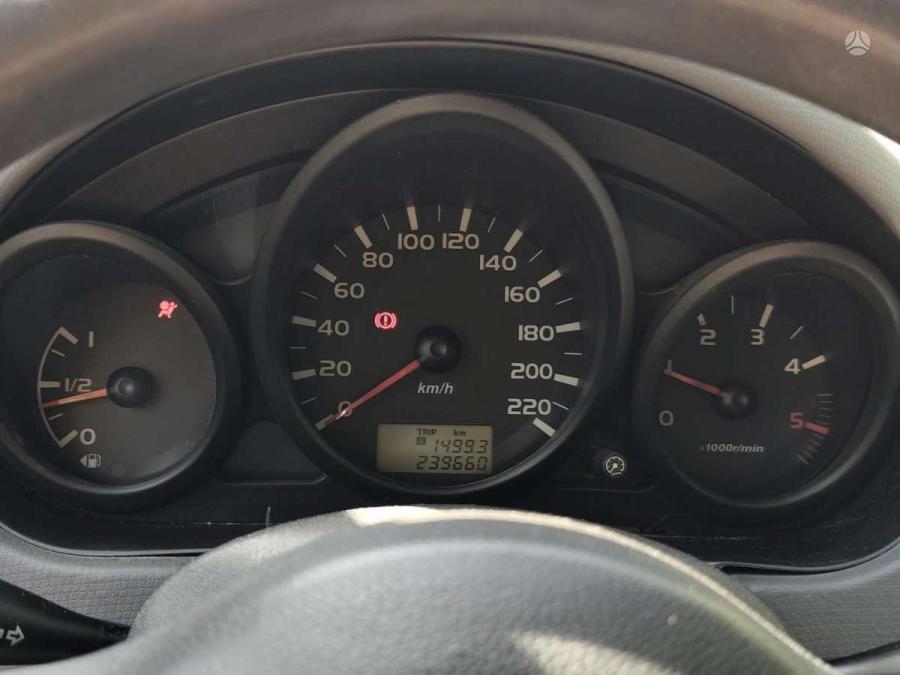 Pelēks Mitsubishi Colt 2005 Kauņa, ar dzinēja tilpumu 1.49 L un nobraukumu 240 tūkst. km par 800 €, foto 5 vietnē AUTOMOTO.COM.LV