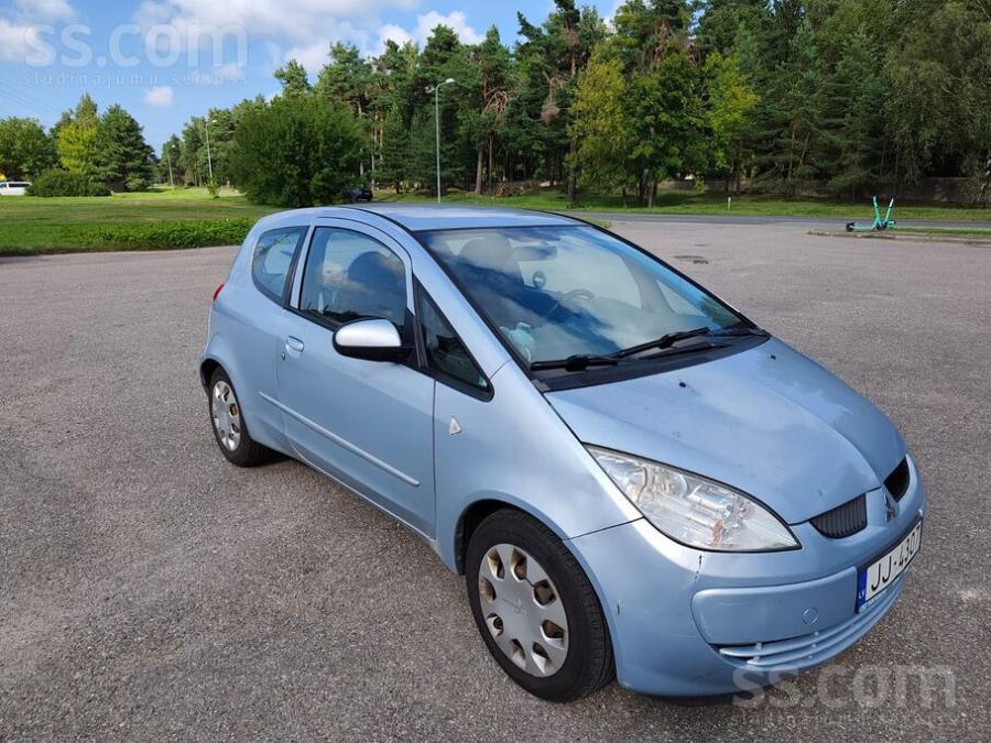 Pelēks Mitsubishi Colt 2005 Rīga, ar dzinēja tilpumu 1.30 L un nobraukumu 226 tūkst. km par 800 €, foto 6 vietnē AUTOMOTO.COM.LV