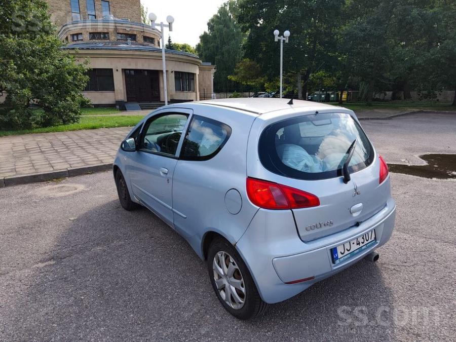 Pelēks Mitsubishi Colt 2005 Rīga, ar dzinēja tilpumu 1.30 L un nobraukumu 226 tūkst. km par 800 €, foto 9 vietnē AUTOMOTO.COM.LV