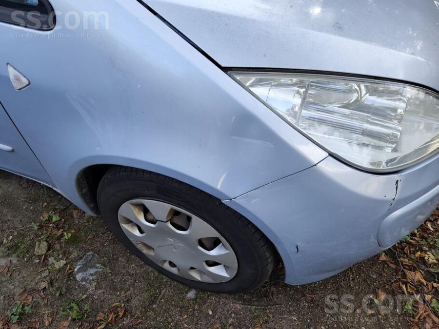 Pelēks Mitsubishi Colt 2005 Rīga, ar dzinēja tilpumu 1.30 L un nobraukumu 226 tūkst. km par 800 €, foto 10 vietnē AUTOMOTO.COM.LV