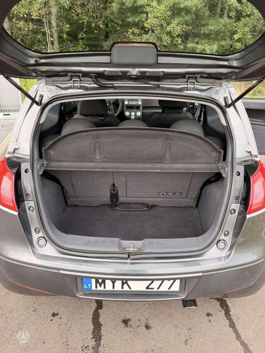 Pelēks Mitsubishi Colt 2005 Jonava, ar dzinēja tilpumu 1.10 L un nobraukumu 180 tūkst. km par 1399 €, foto 6 vietnē AUTOMOTO.COM.LV