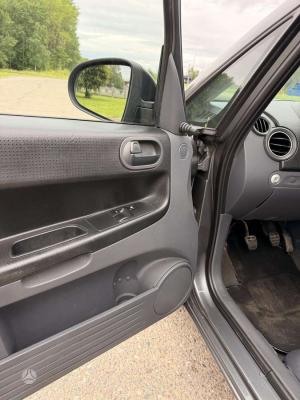 Pelēks Mitsubishi Colt 2005 Jonava, ar dzinēja tilpumu 1.10 L un nobraukumu 180 tūkst. km par 1399 €, foto 13 vietnē AUTOMOTO.COM.LV