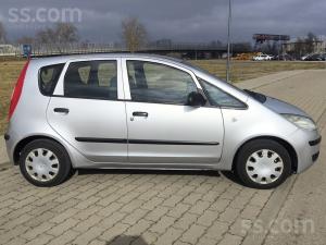 Grey Mitsubishi Colt 2006 in Aizkraukle, with an engine capacity of 1.30 L and mileage of 159 thousand km for 1500 €, photo 5 on AUTOMOTO.COM.LV