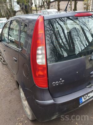 Grey Mitsubishi Colt 2006 in Riga, with an engine capacity of 1.30 L and mileage of 256 thousand km for 395 €, photo 3 on AUTOMOTO.COM.LV
